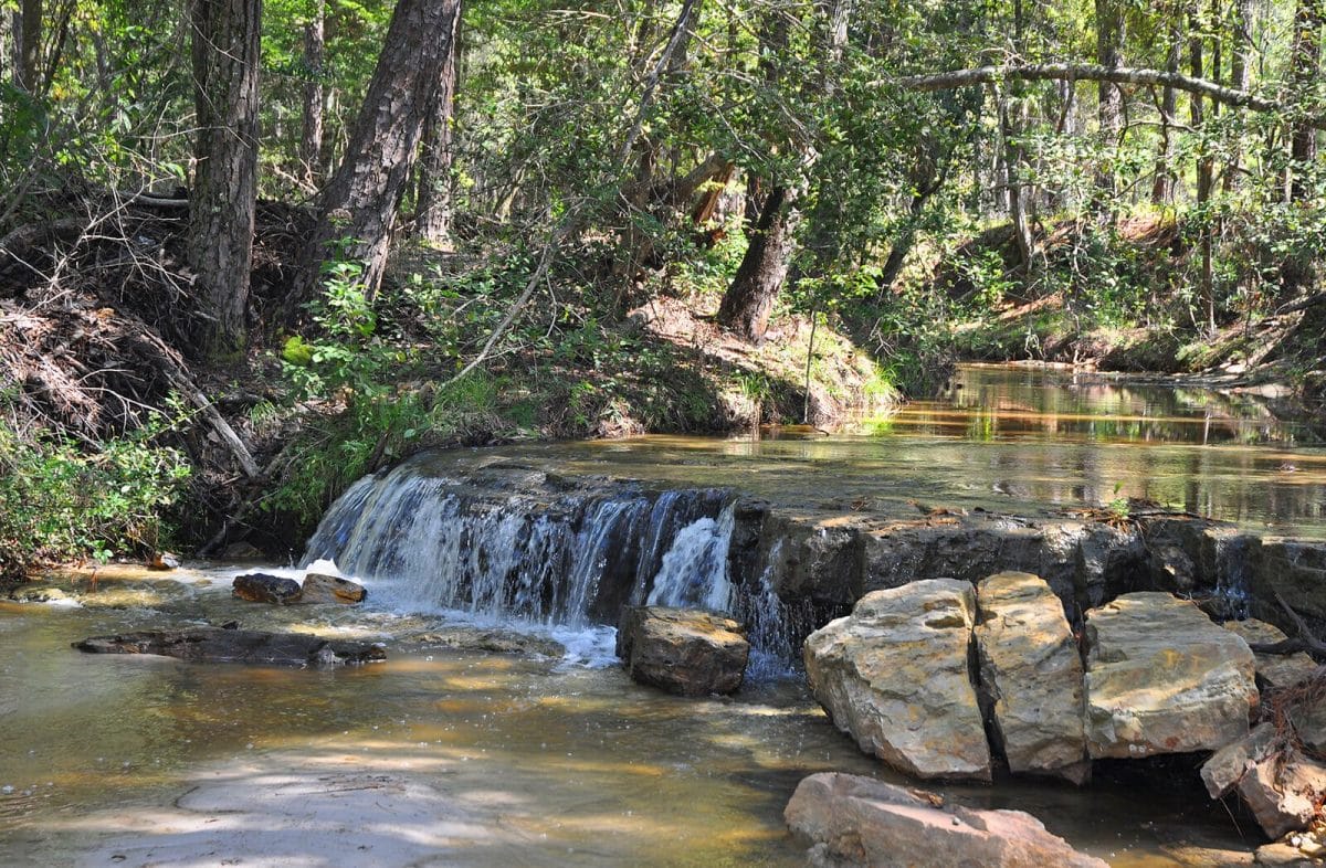 25 Best Waterfalls in Texas (gorgeous!) - Happy To Be Texas