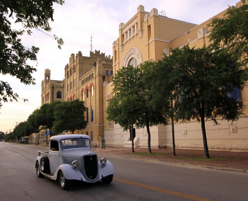 29 Incredible Facts about San Antonio, Texas - Happy To Be Texas
