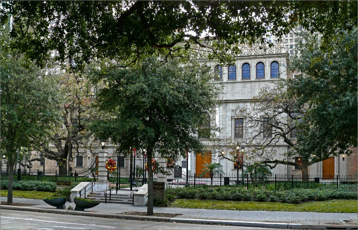 11 Historic Sites in Houston to Visit Today - Happy To Be Texas